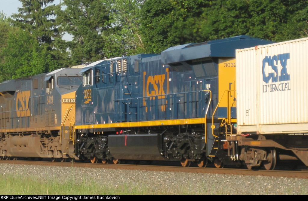 CSX 3032